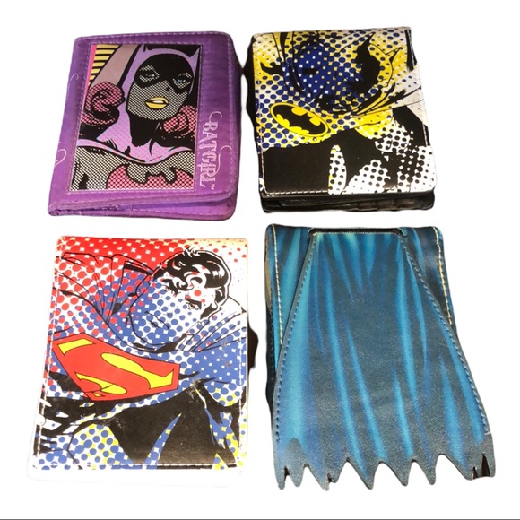 DC Comics | Bags | Lot Of 4 Dc Comics Wallets Bioworld Batman Superman ...
